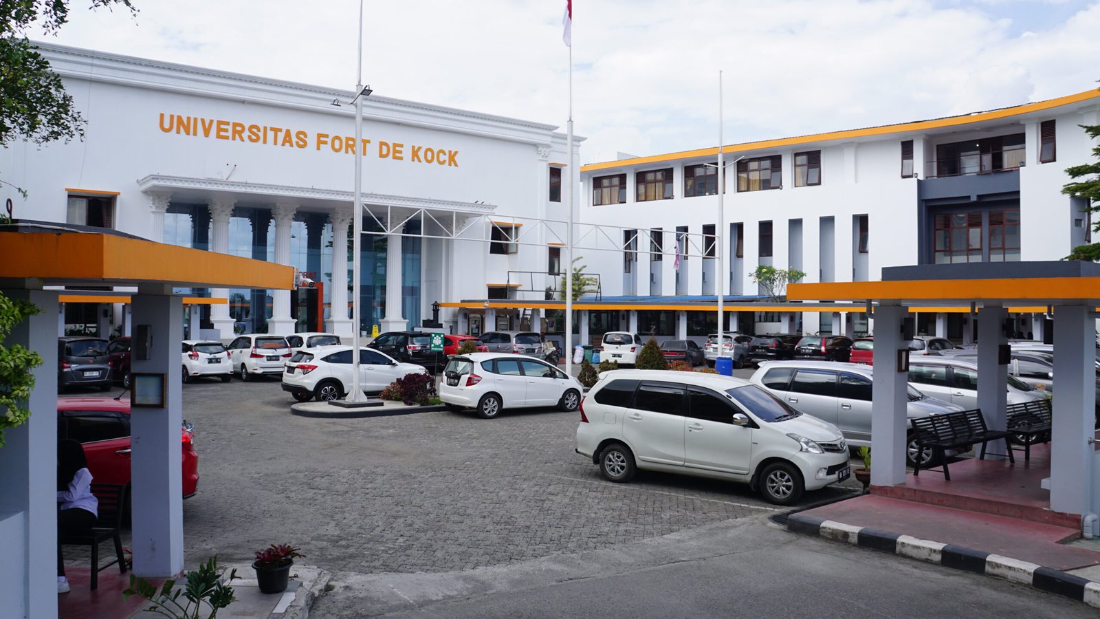 Welcome - UNIVERSITAS FORT DE KOCK