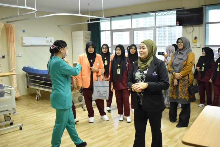 UNIV. FORT DE KOCK – Student Quality are Our Priority